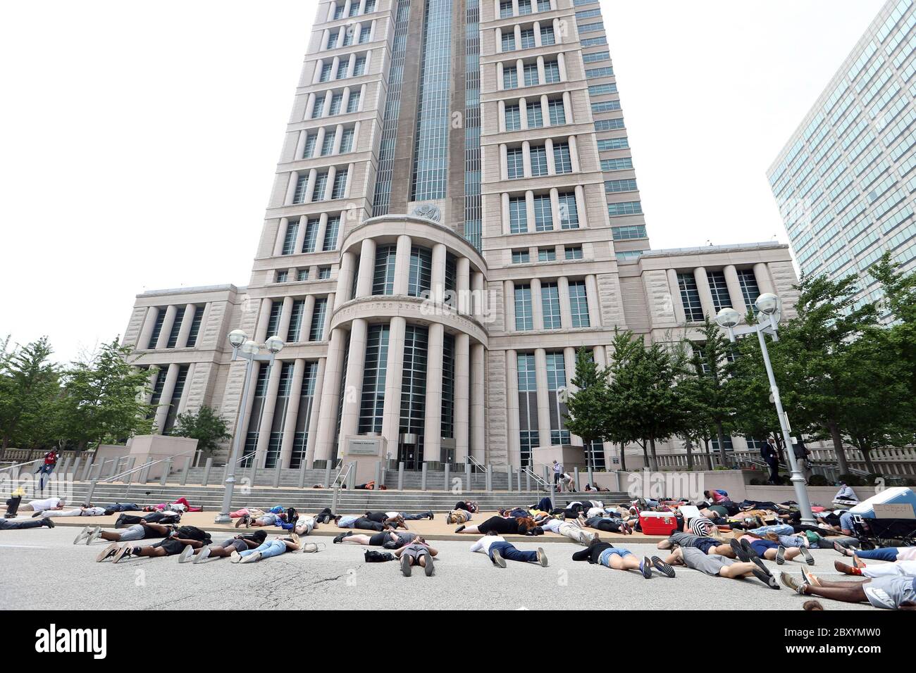 Thomas eagleton federal courthouse hi-res stock photography and images ...