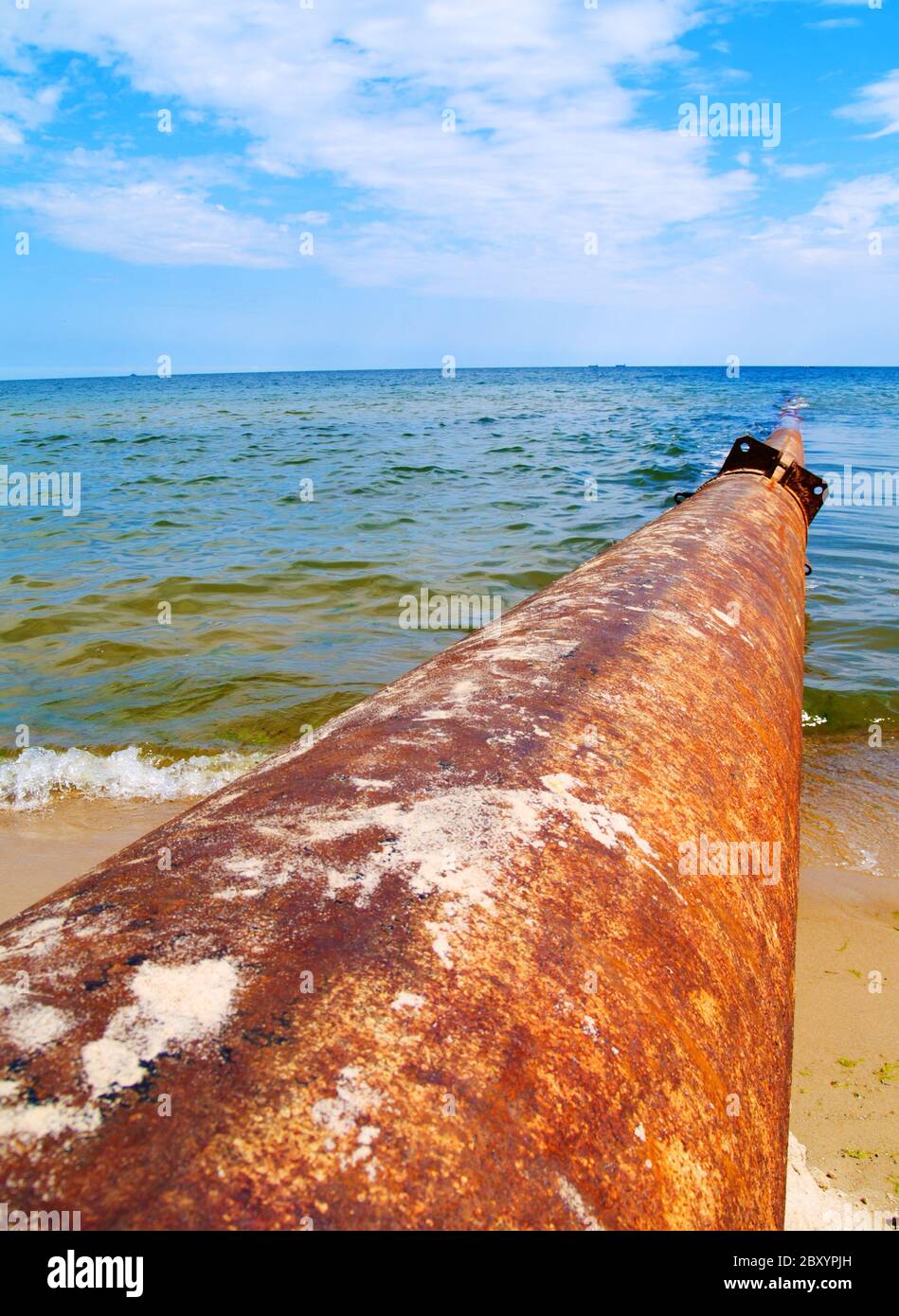 Oil and gas industry pipework corrosion hi-res stock photography and ...