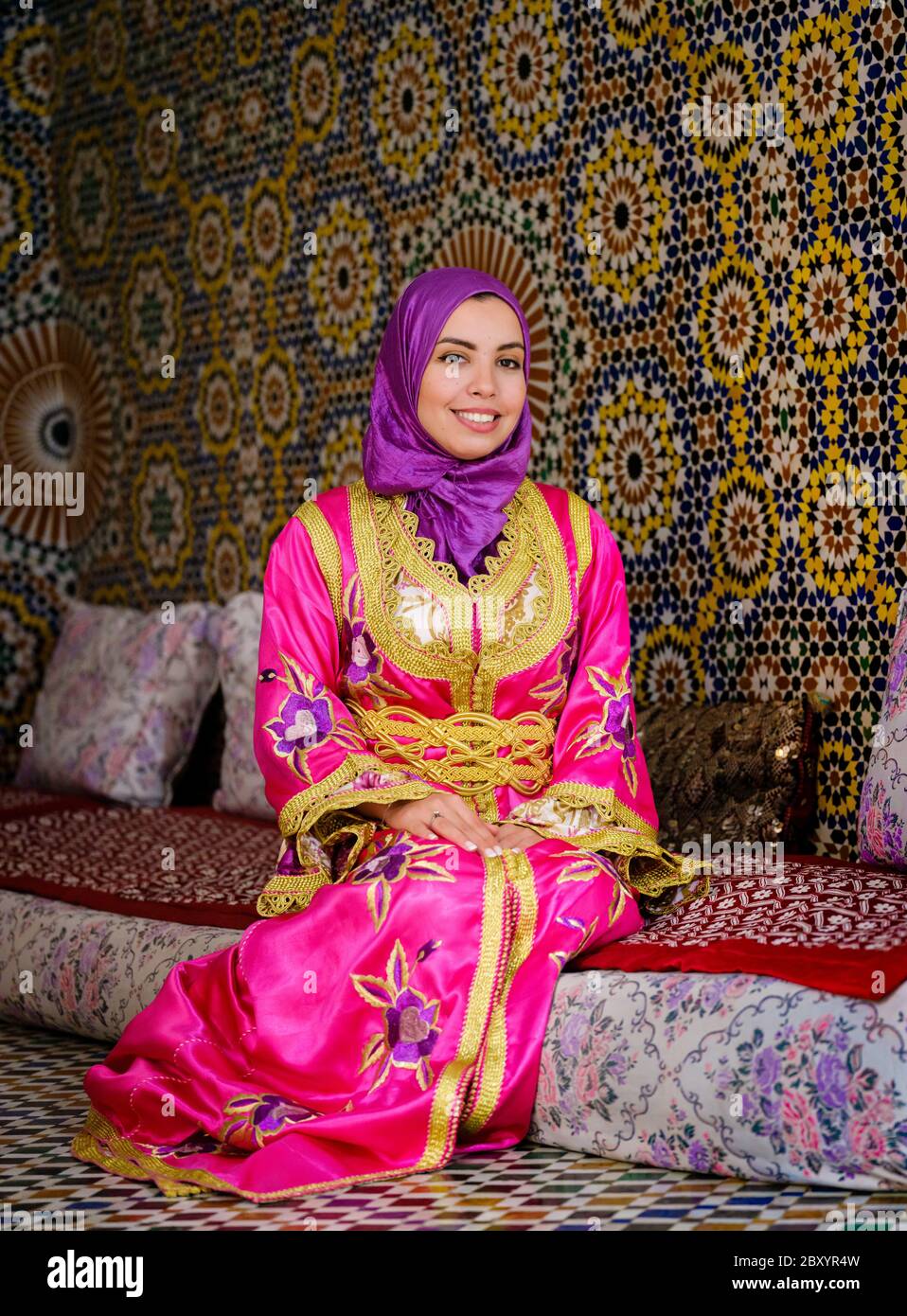 FEZ, MOROCCO - CIRCA MAY 2018: Young Moroccan woman in traditional ...