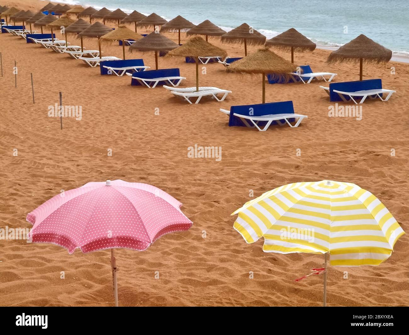 Empty umbrellas hi-res stock photography and images - Alamy