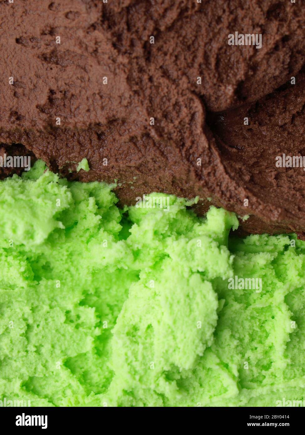 Mint choco ice cream hi-res stock photography and images - Alamy