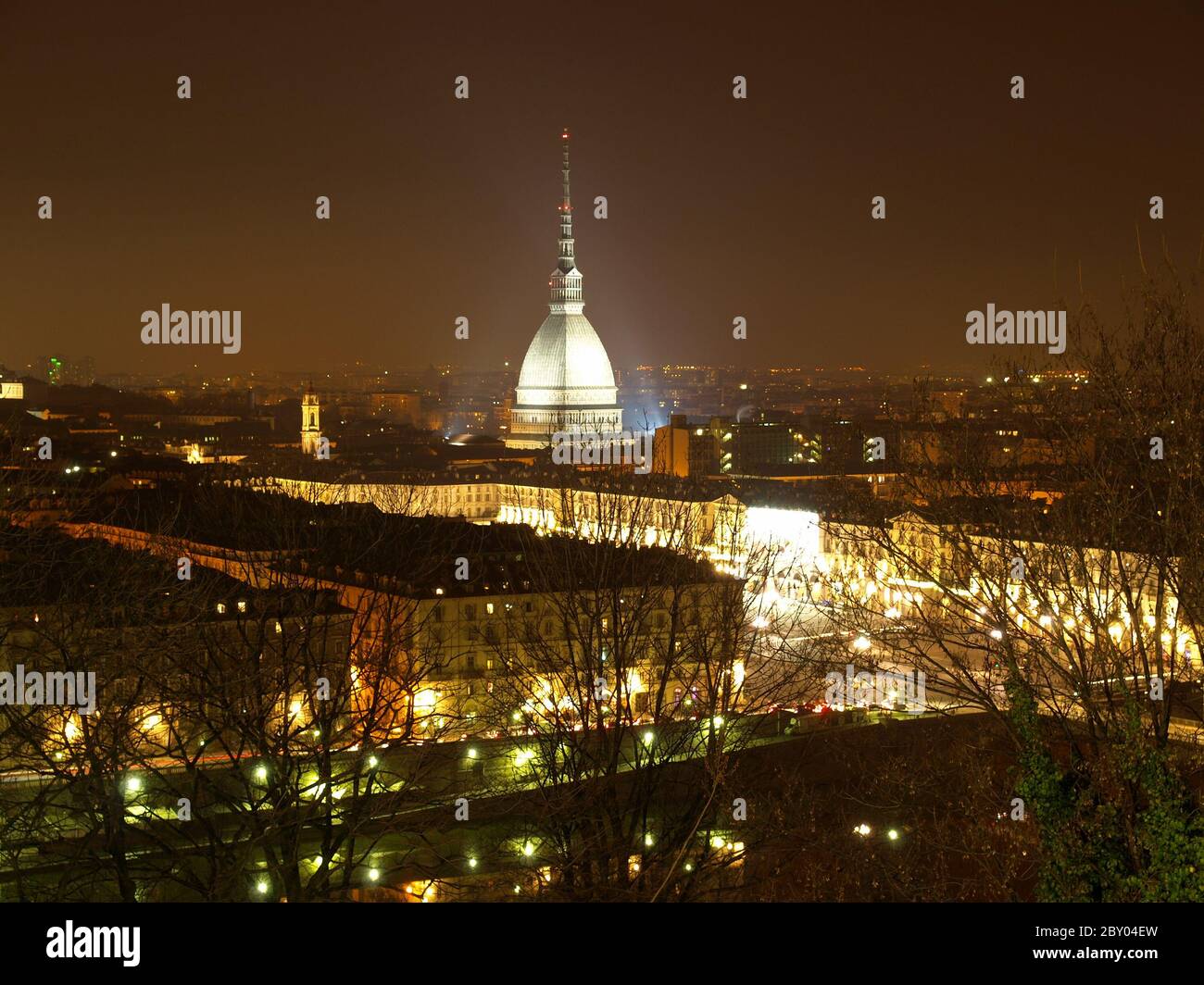 Turin italy nightlife hi-res stock photography and images - Alamy