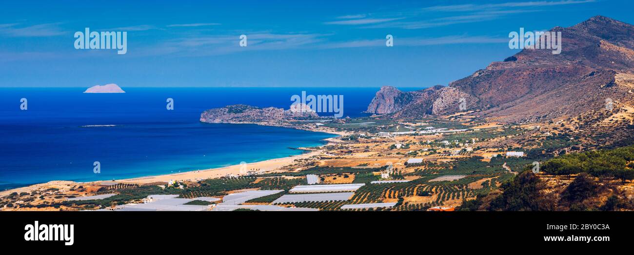 Shot of beautiful turquoise beach Falasarna (Falassarna) in Crete ...
