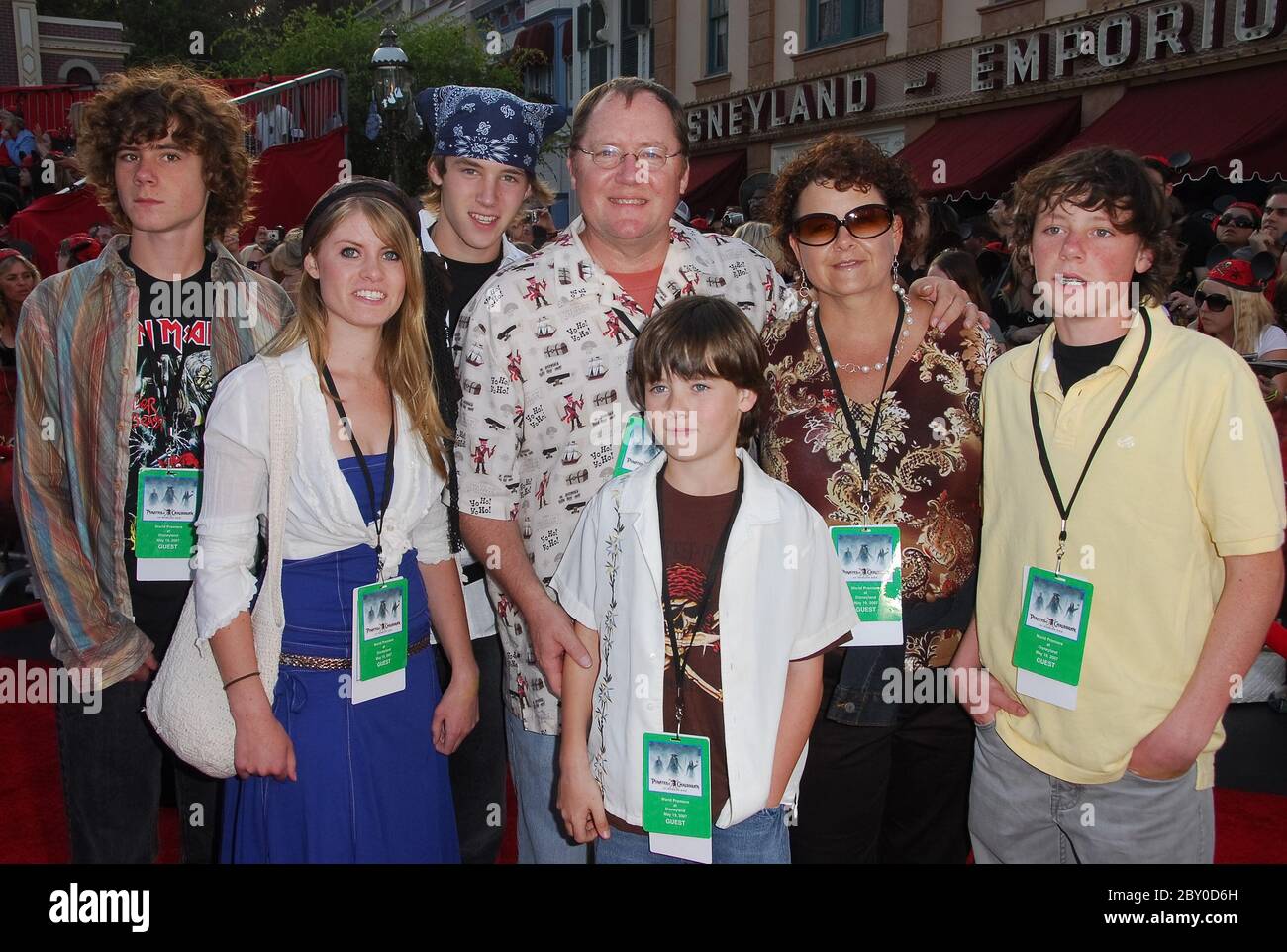 Red carpet retro john lasseter and family hi-res stock photography and ...