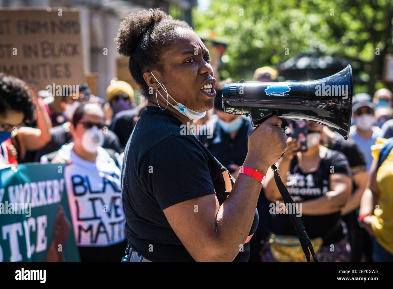 We demand an end police brutality hi-res stock photography and images ...