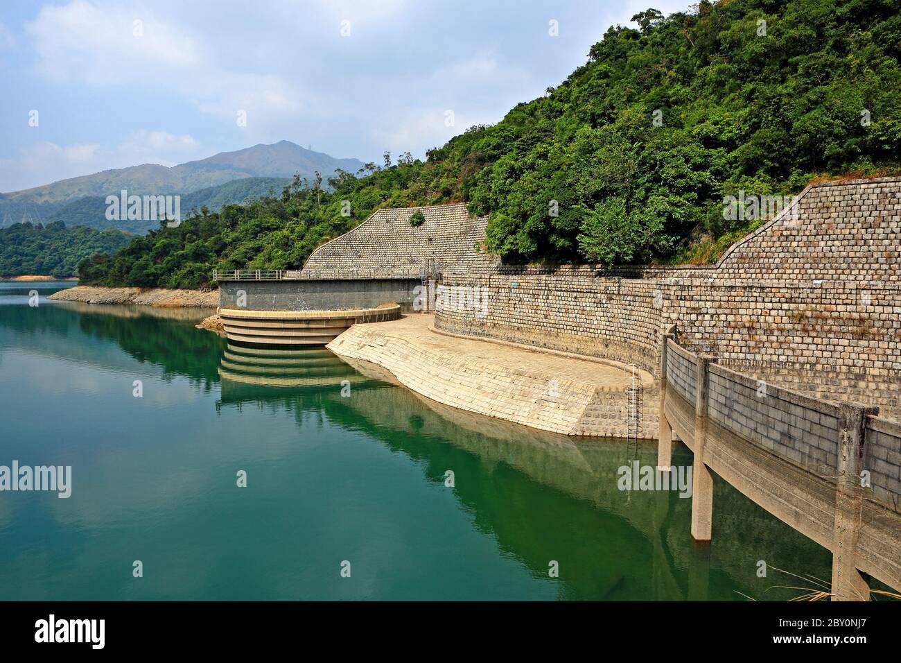 Reservoirs hi-res stock photography and images - Alamy