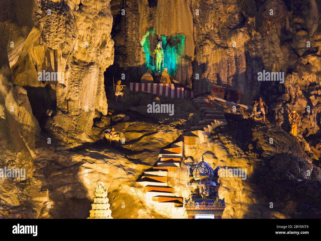 Statue of hindu god at Batu caves Stock Photo - Alamy