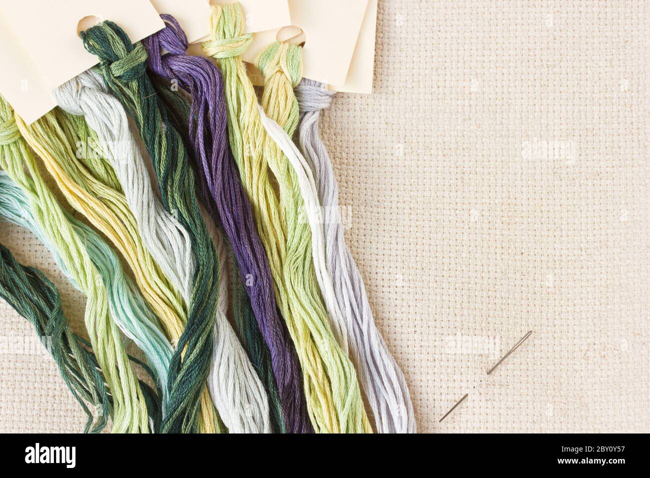 Fabric threads hi-res stock photography and images - Alamy