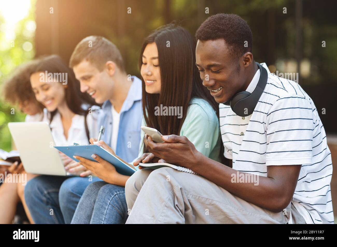 Students girls having fun university joy hi-res stock photography and ...
