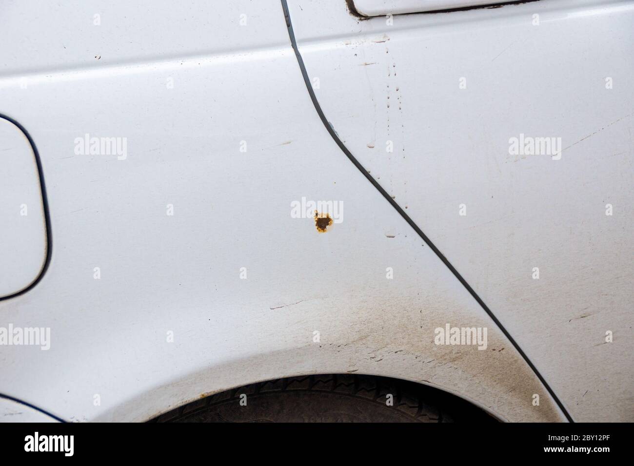 Car rust repair hi-res stock photography and images - Alamy