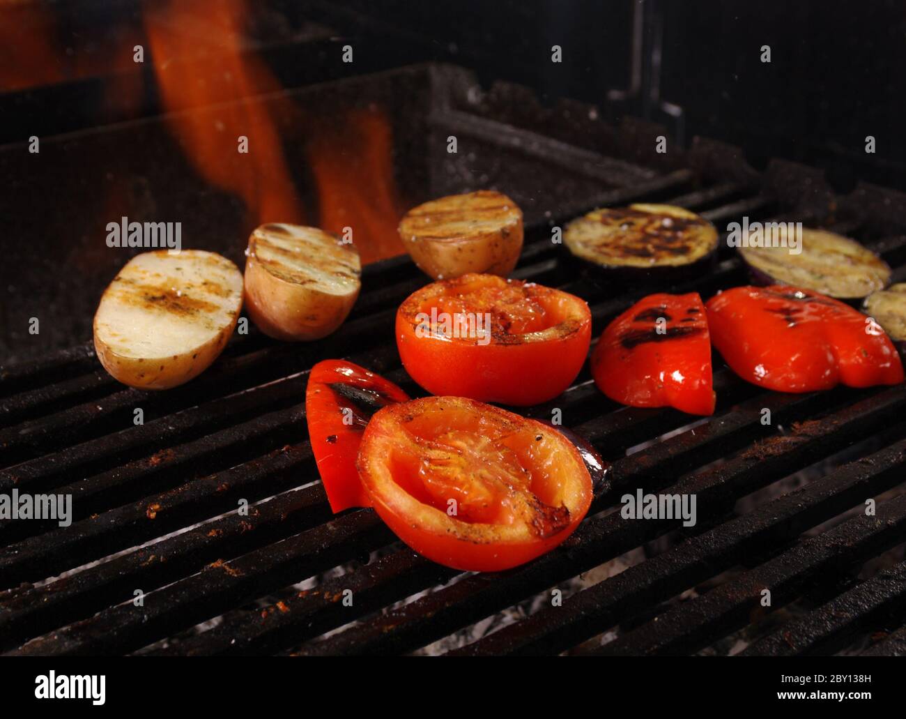 cooking vegetables barbecue Stock Photo - Alamy