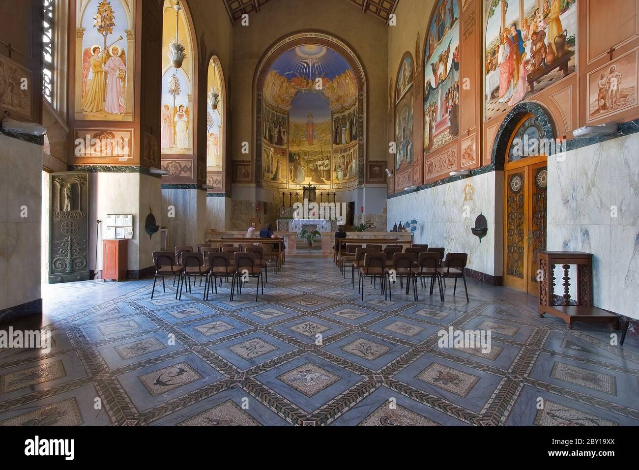 Open squares hi-res stock photography and images - Alamy