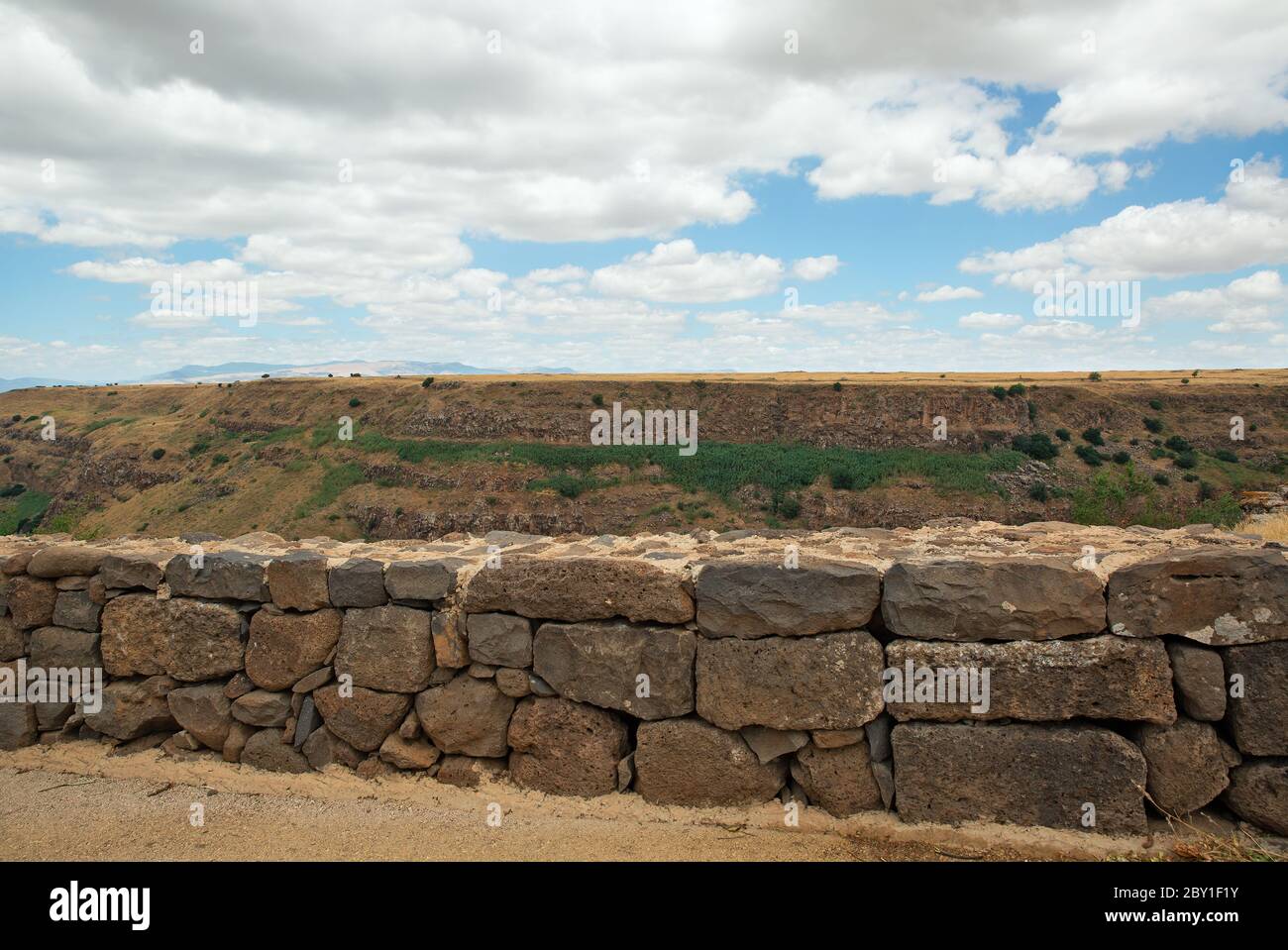 Grey blue stone building hi-res stock photography and images - Alamy