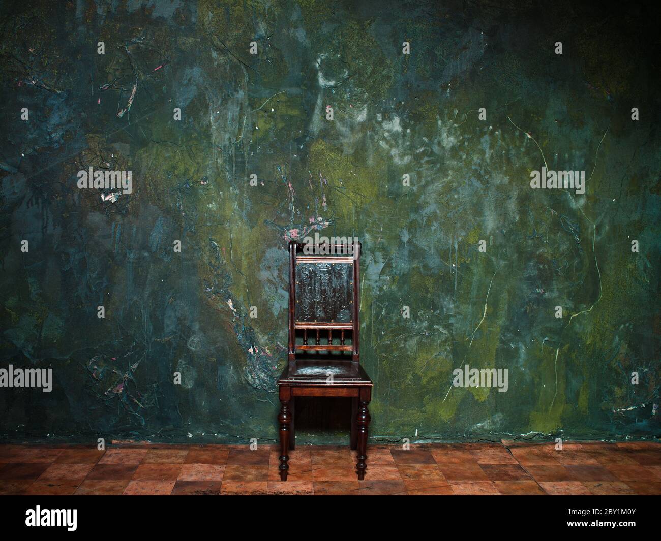 old chair in grunge interior background Stock Photo - Alamy