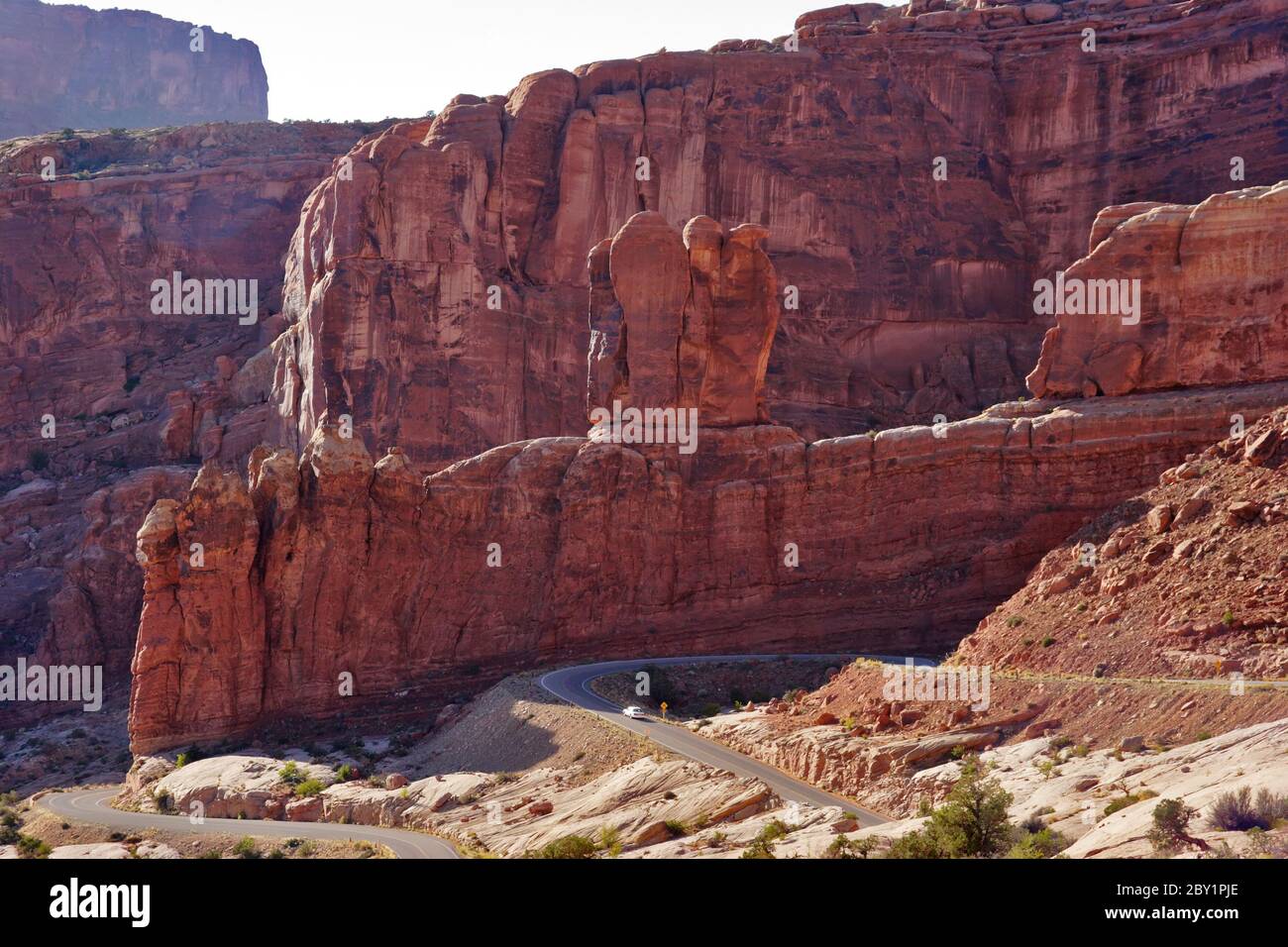 Huge car hi-res stock photography and images - Alamy