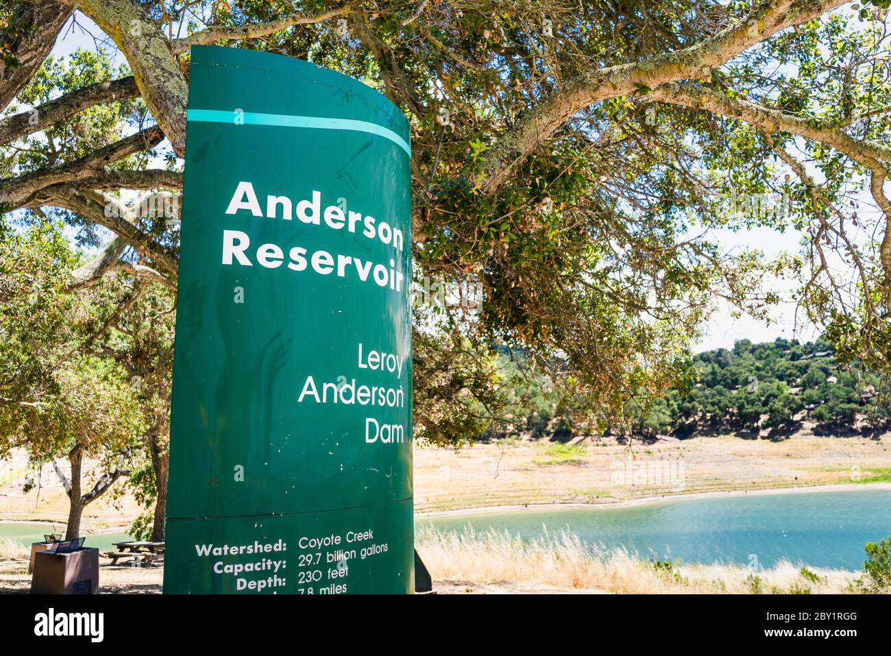 Anderson Reservoir signage posted on its shoreline, at a picnic area ...