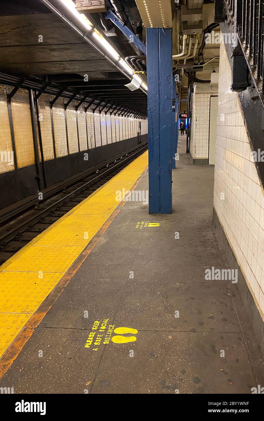 Commuter photos hi-res stock photography and images - Alamy