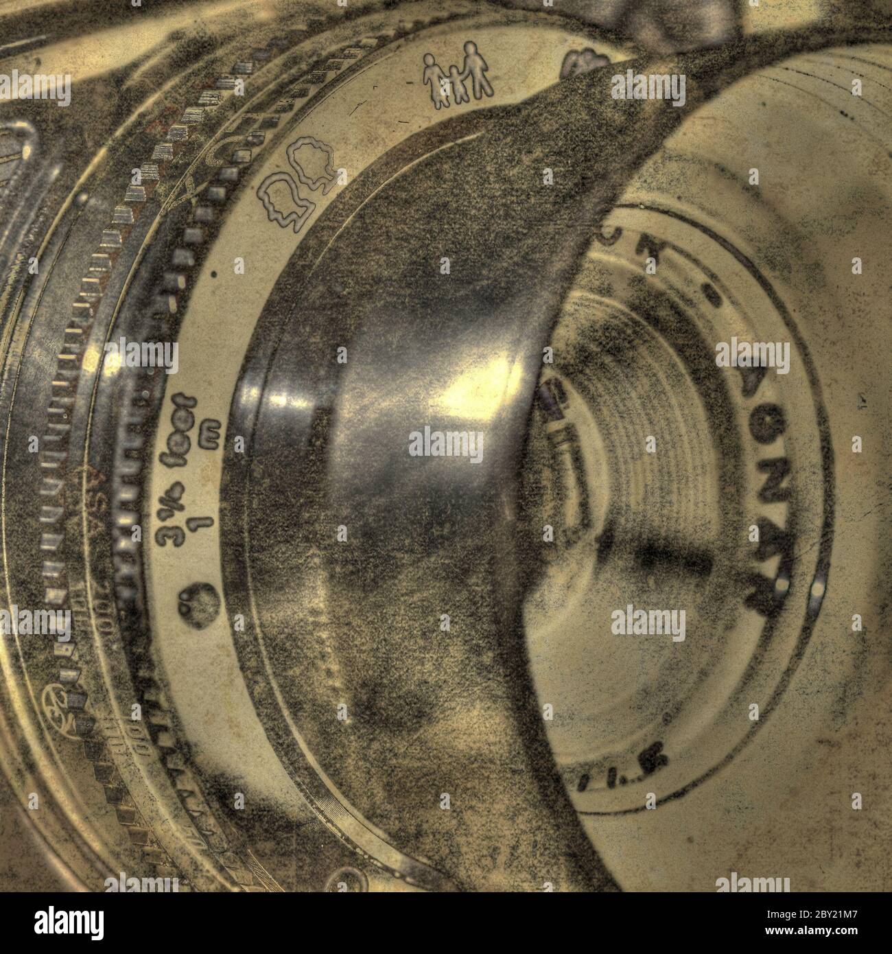 Gold lens hi-res stock photography and images - Alamy