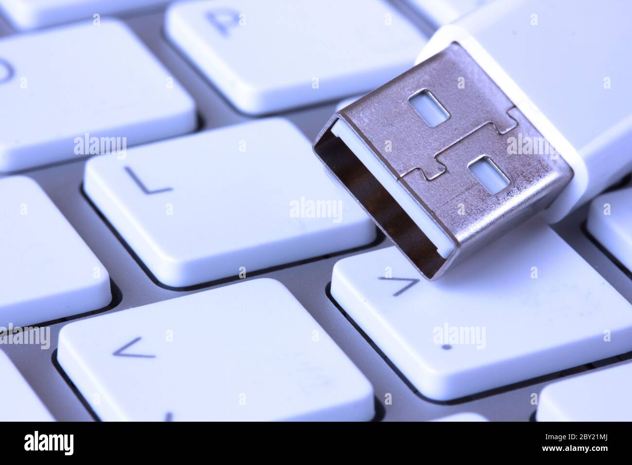 Keyboard and usb devise Stock Photo - Alamy
