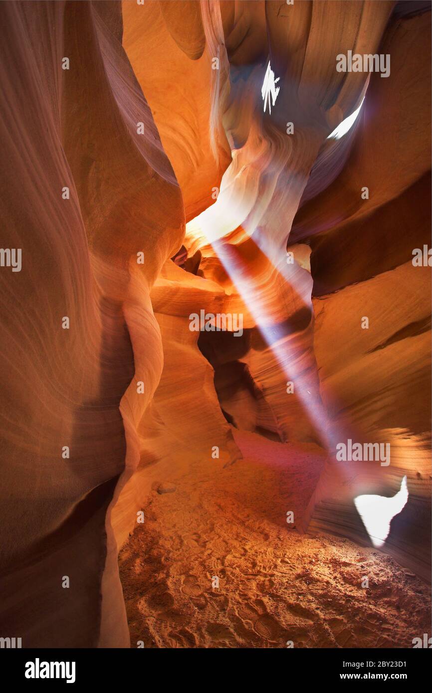 Solar beam hi-res stock photography and images - Alamy