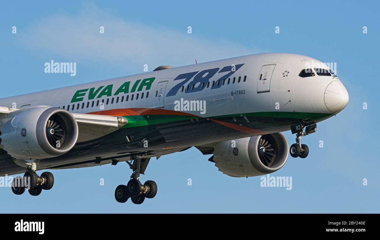 Richmond, British Columbia, Canada. 6th June, 2020. An EVA Air Boeing ...