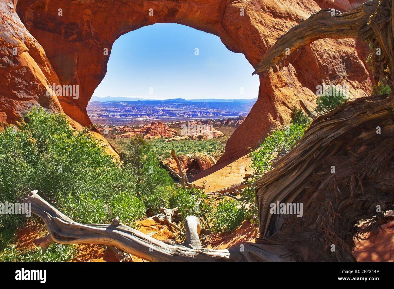Orange arch hi-res stock photography and images - Alamy
