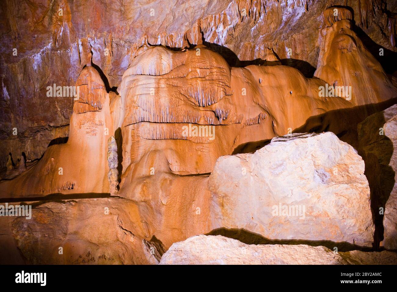 Cave interior hi-res stock photography and images - Alamy