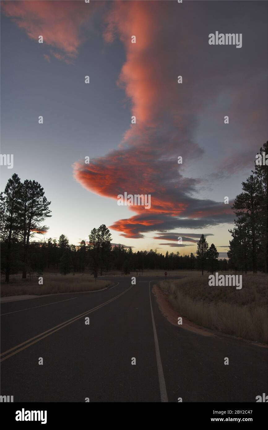 Bizarre red cloud formation hi-res stock photography and images - Alamy
