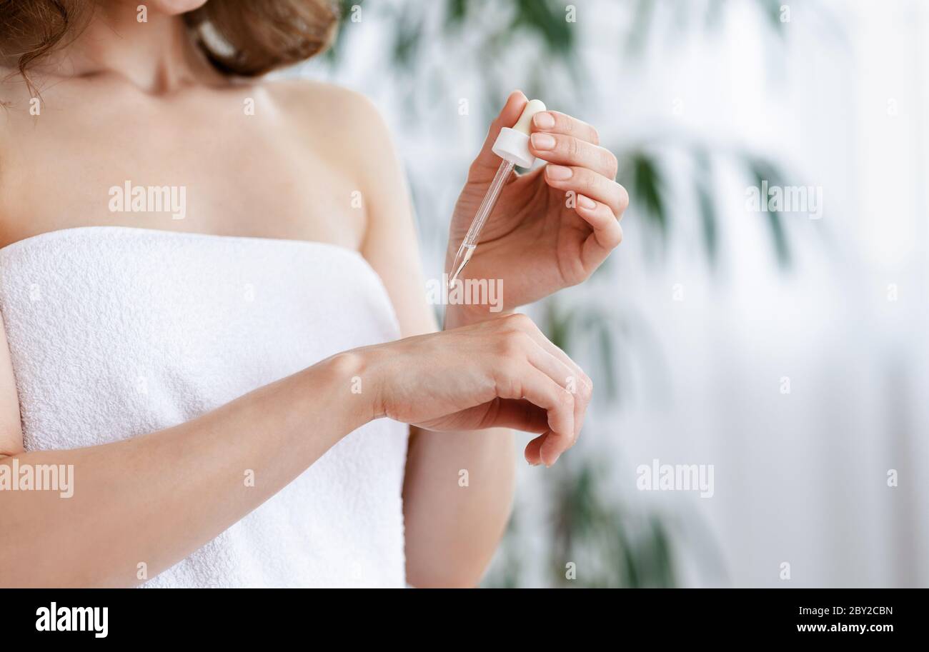 Fluid tester hi-res stock photography and images - Alamy