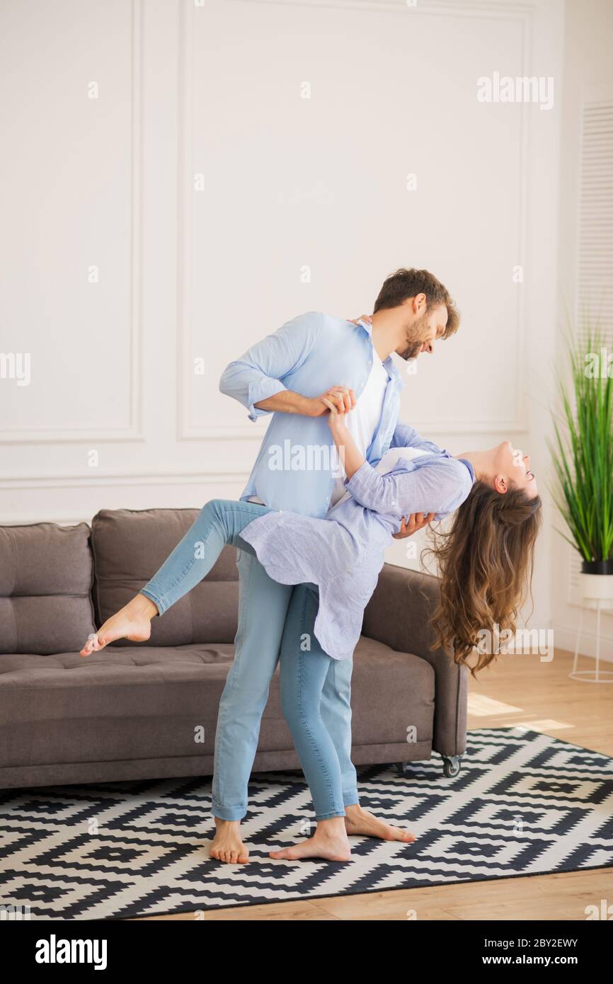 Long time married couple hi-res stock photography and images - Alamy