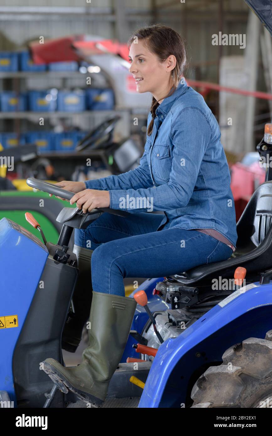 Lady mower hi-res stock photography and images - Alamy