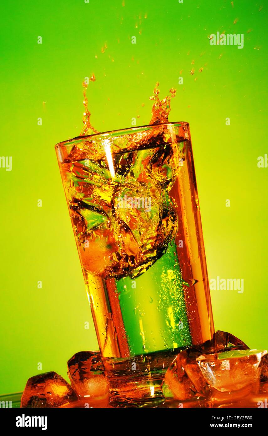 Soda splash hi-res stock photography and images - Alamy
