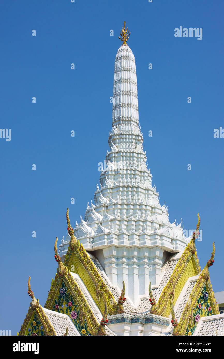 Place of worship in wat po temple hi-res stock photography and images ...