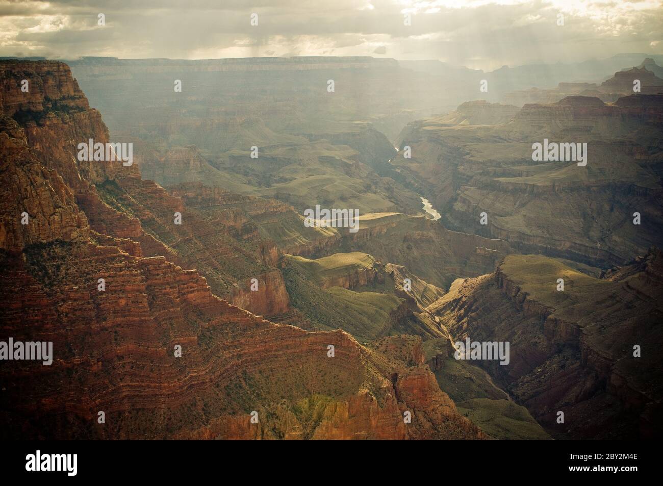 Canyon deep hi-res stock photography and images - Alamy