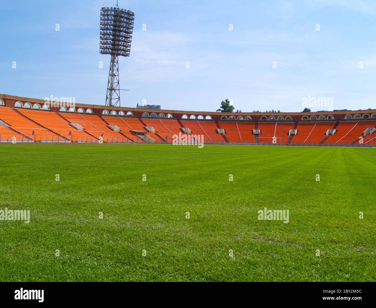 Empty professional soccer net hi-res stock photography and images - Alamy