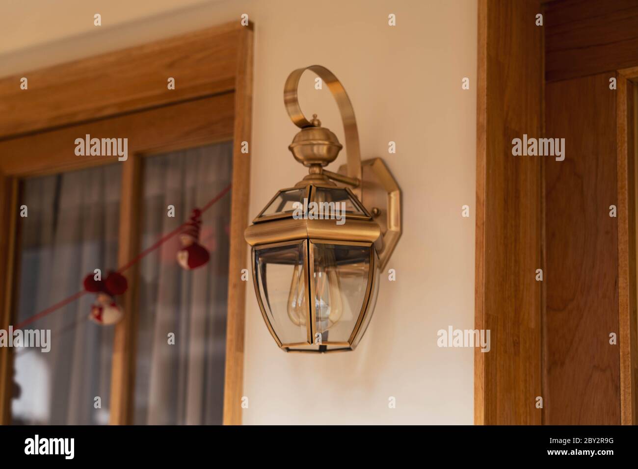 Antique wall lamp hi-res stock photography and images - Alamy