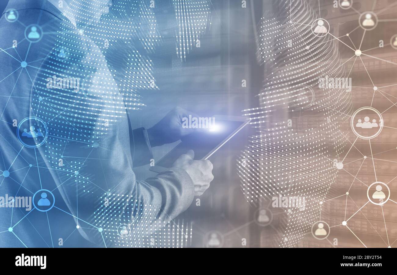 Social Media and Network Concept. Man draws on a virtual screen Stock ...