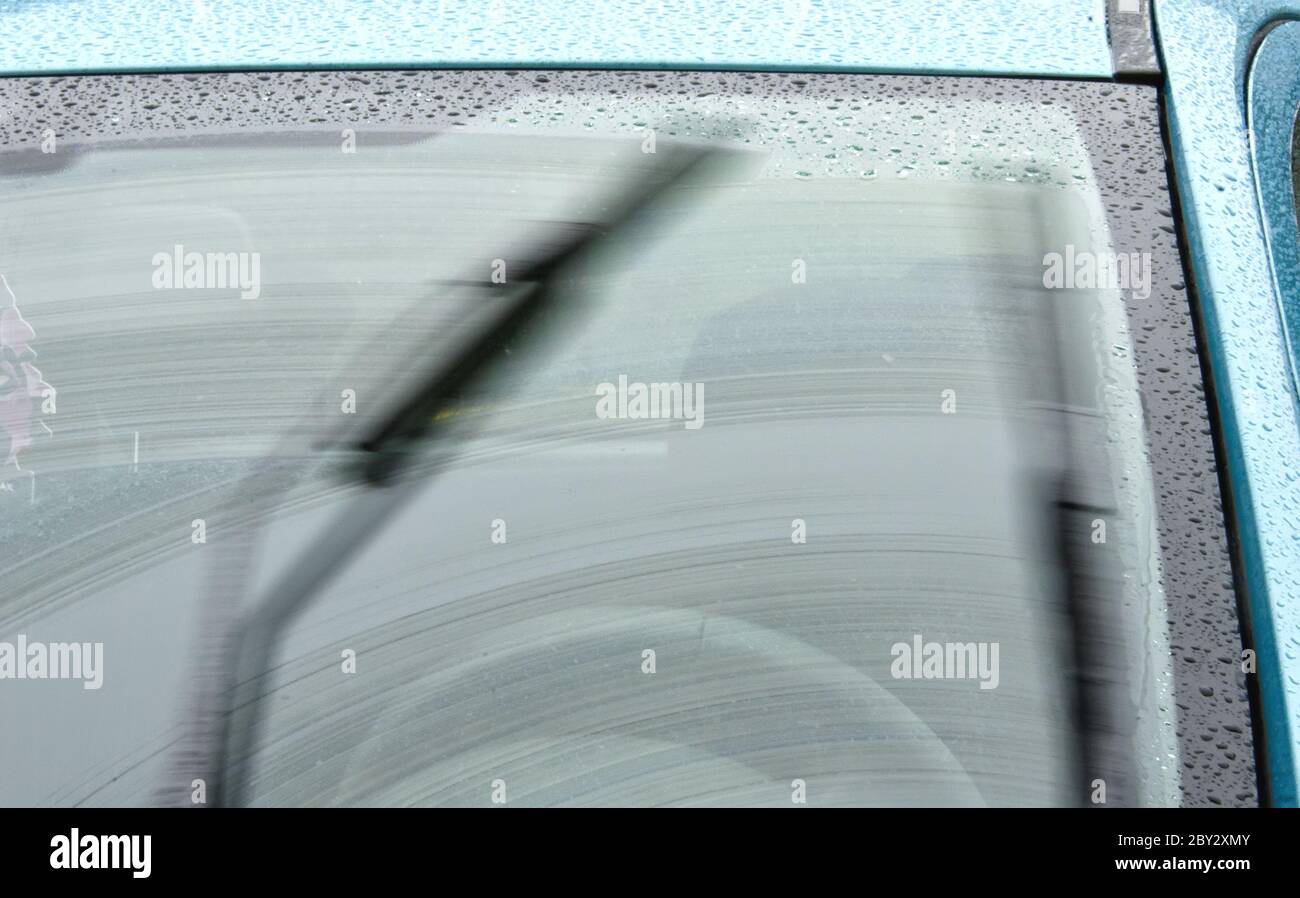 Wipers rain hi-res stock photography and images - Alamy