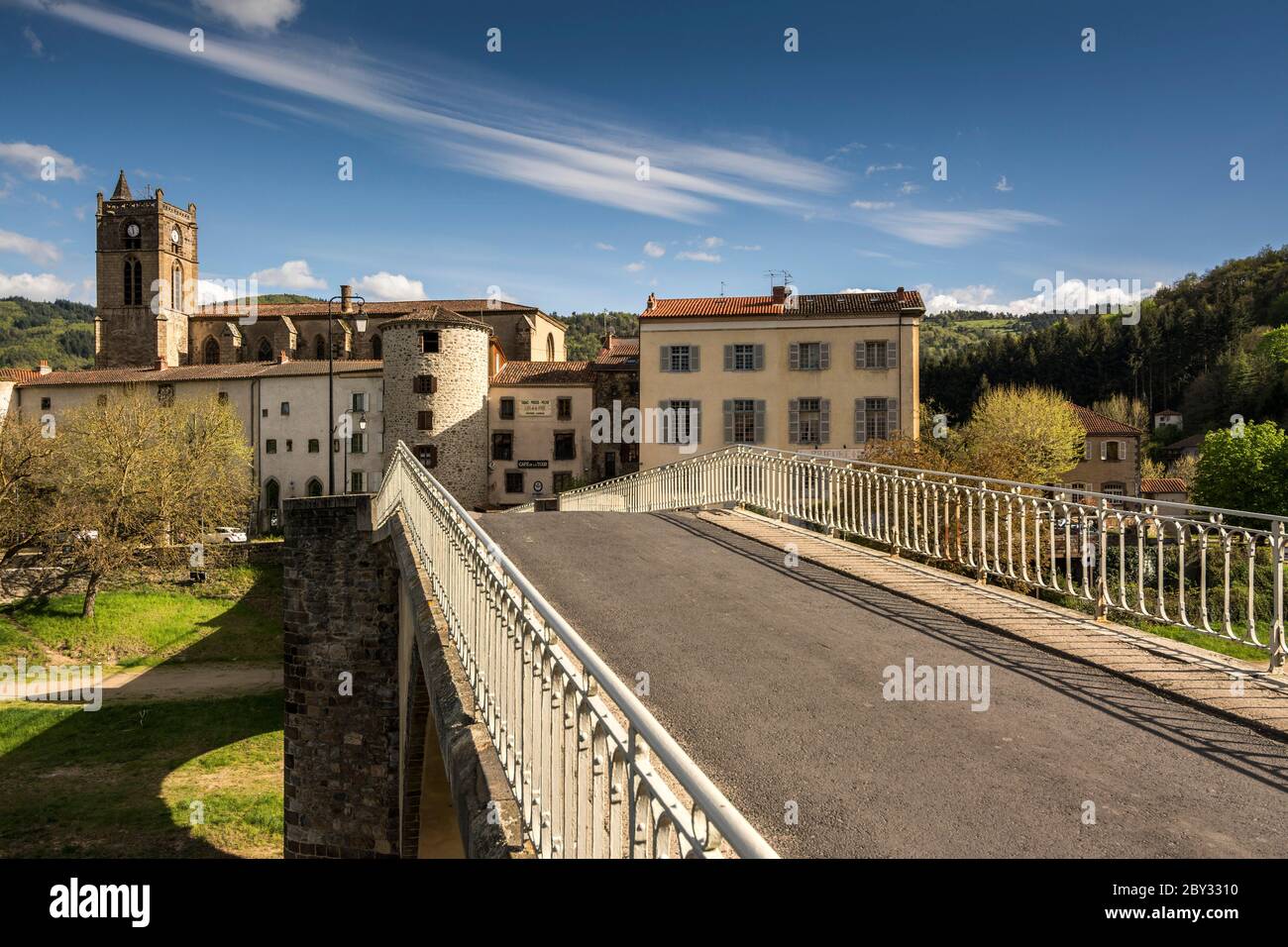 Lavoute-Chilhac labelled Les Plus Beaux Villages de France on river ...