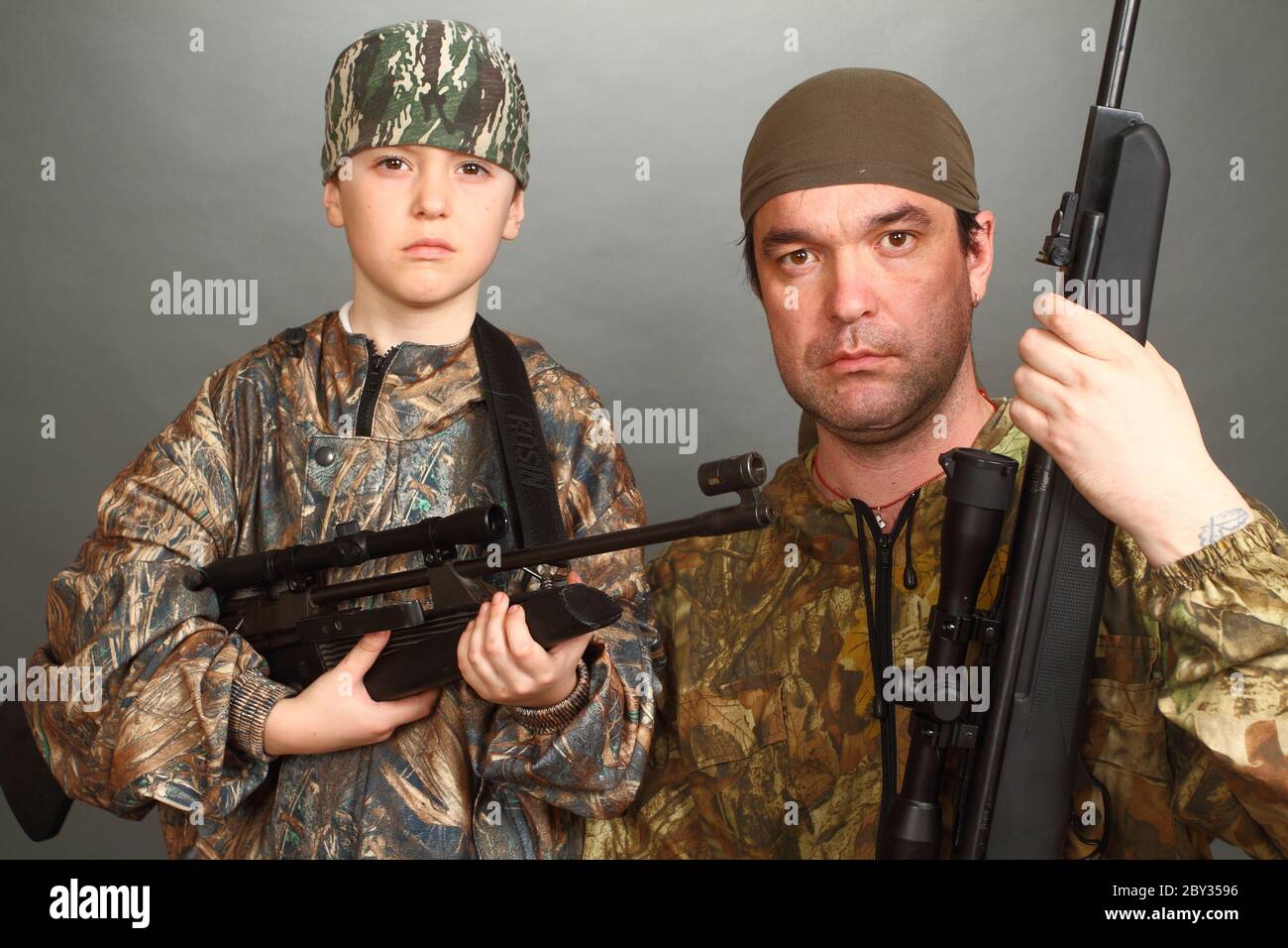 Target shooting boy rifle hi-res stock photography and images - Alamy