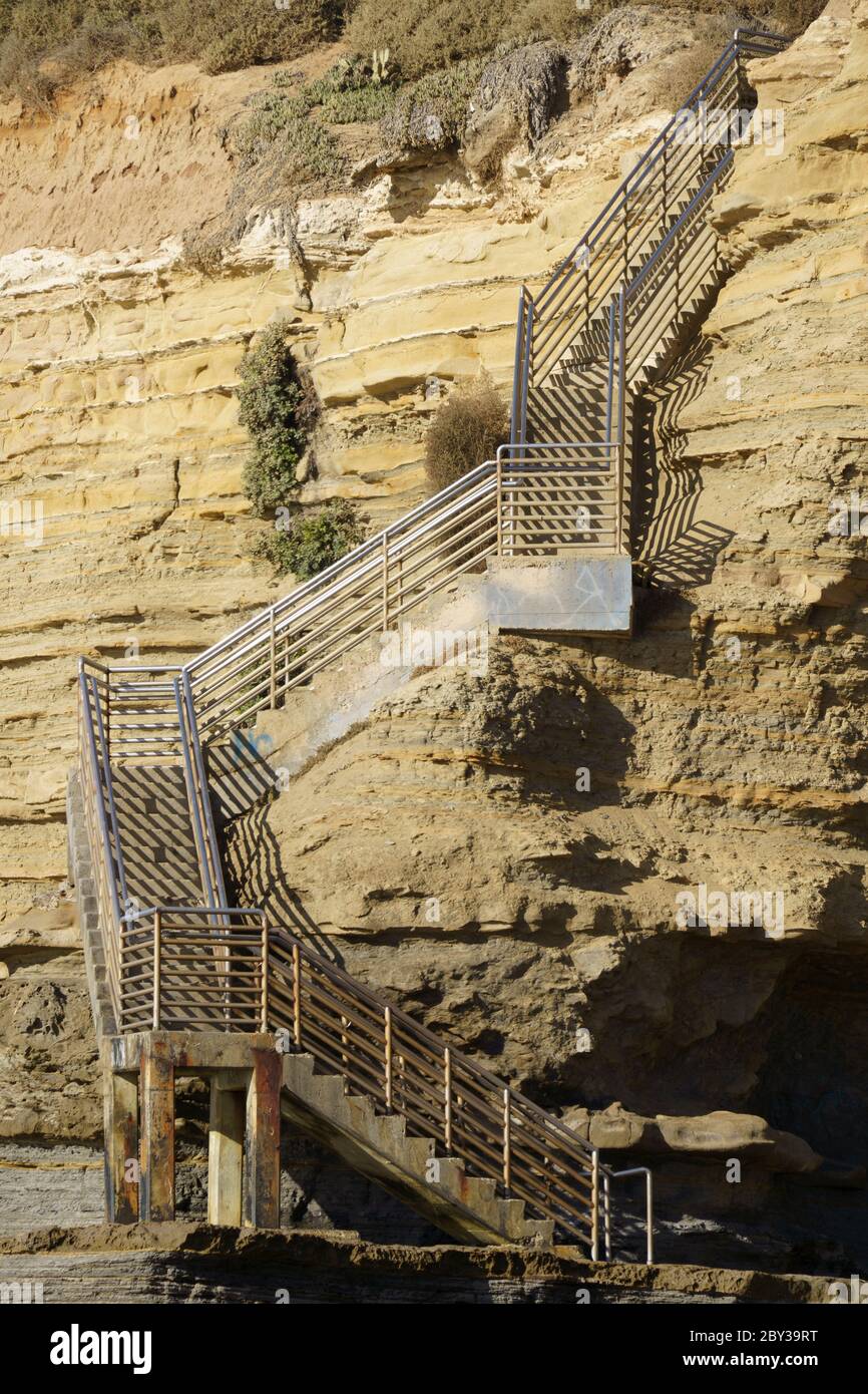 100 stairs hi-res stock photography and images - Alamy