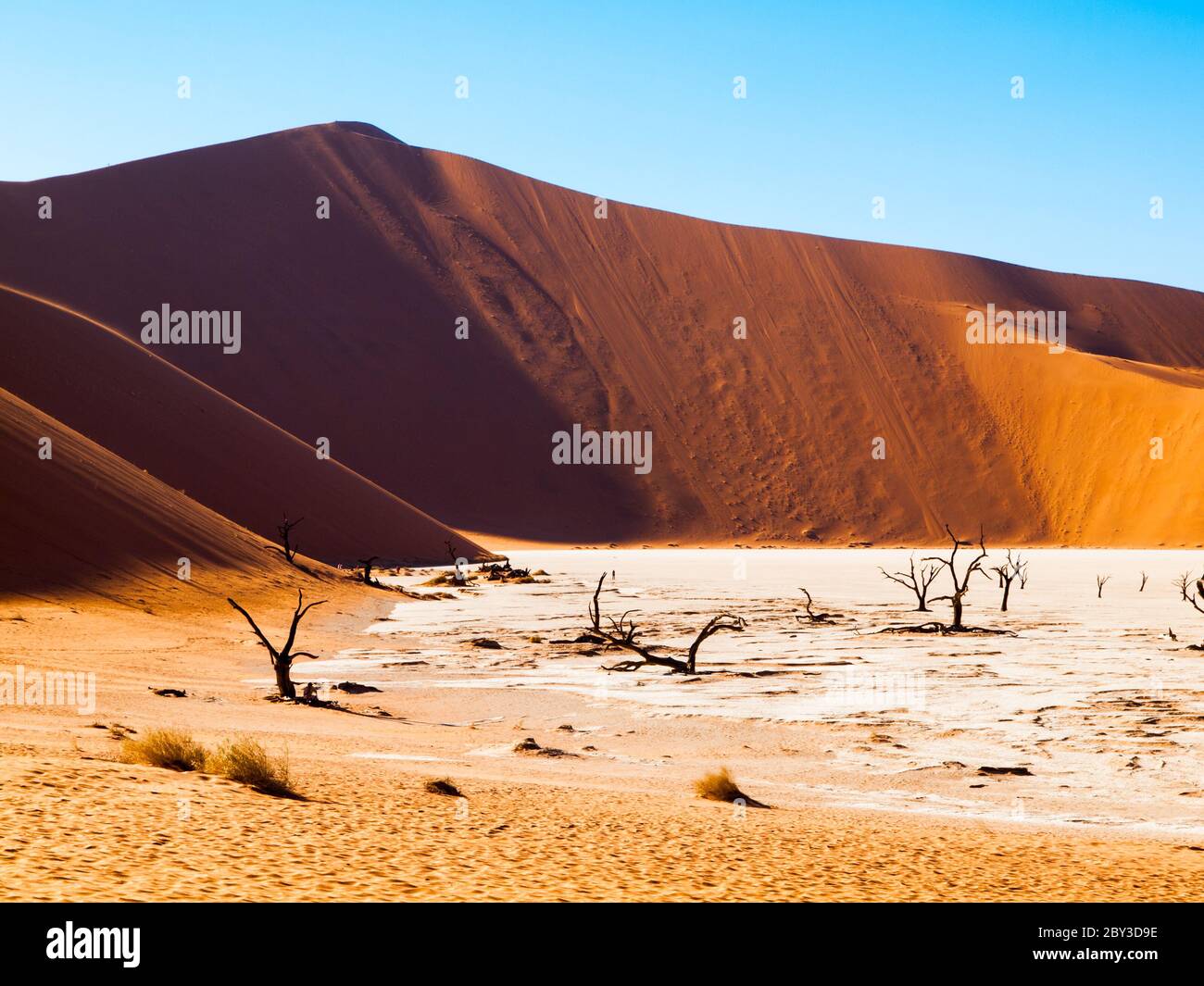 Red soil africa hi-res stock photography and images - Alamy