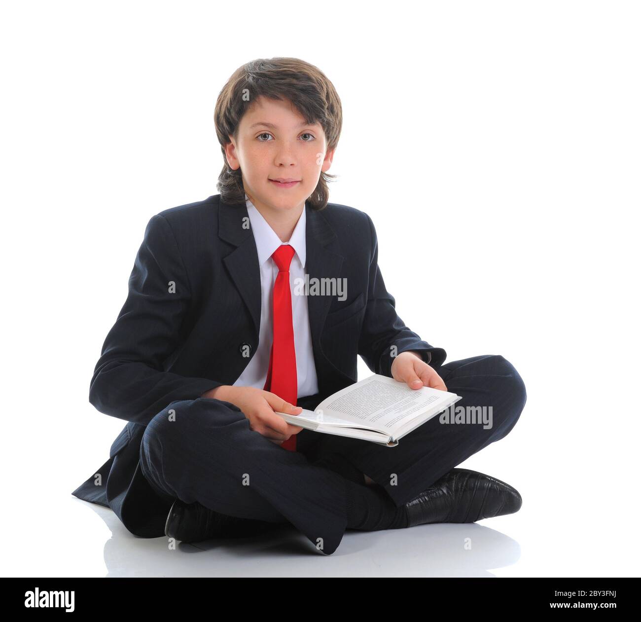 little boy reading a book Stock Photo - Alamy