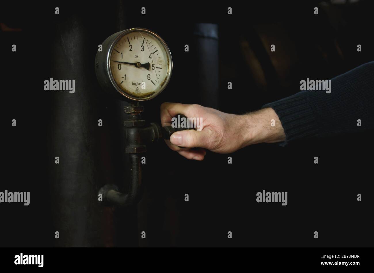 handle the pressure Stock Photo - Alamy