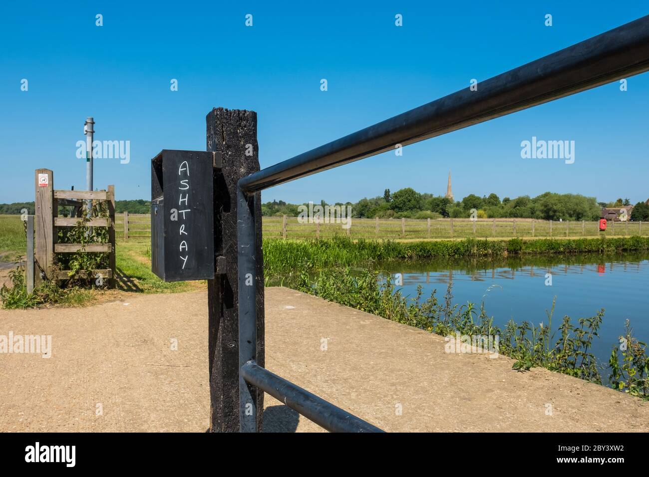 Entrance To Riverside Walk High Resolution Stock Photography and Images ...