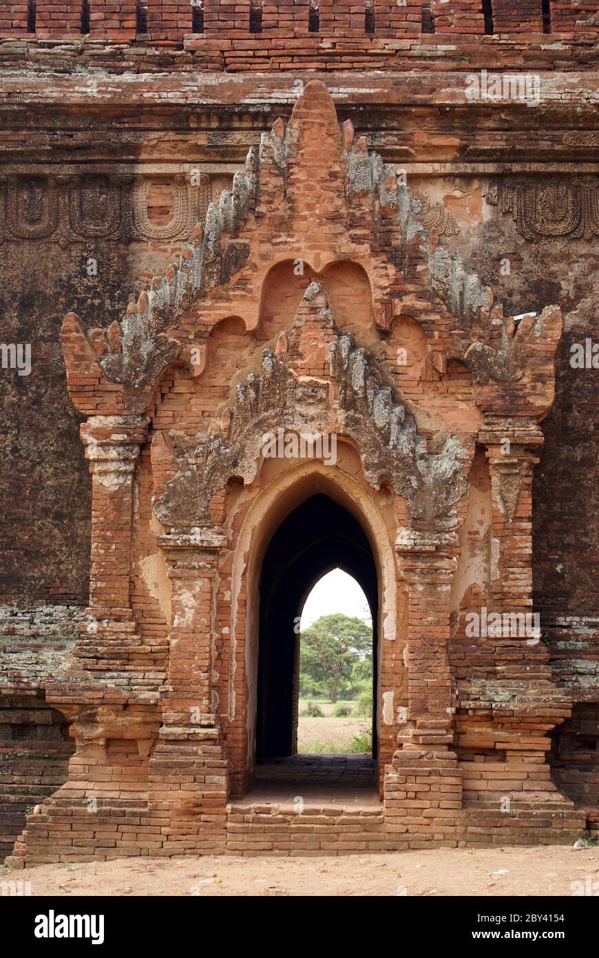 Stupa gate hi-res stock photography and images - Alamy