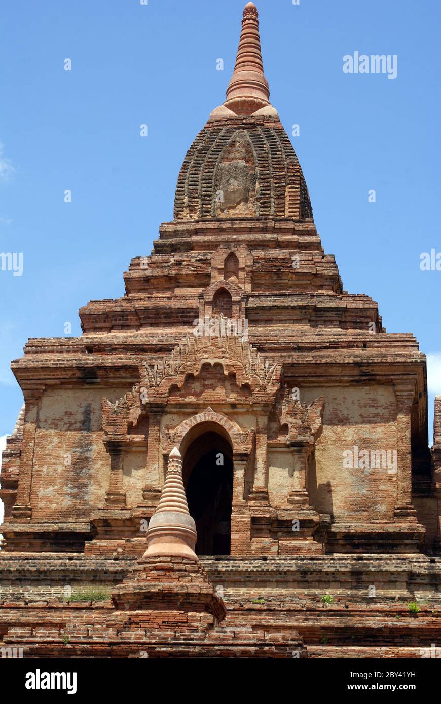 Brick temple hi-res stock photography and images - Alamy