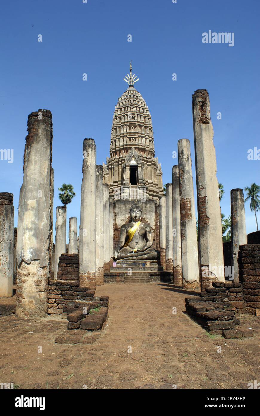 Ratana temple hi-res stock photography and images - Alamy