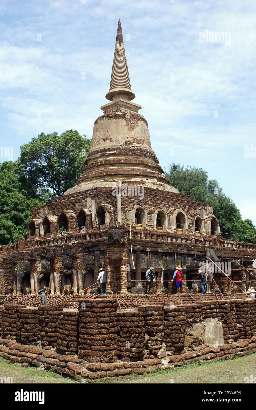 Place of stupa hi-res stock photography and images - Alamy