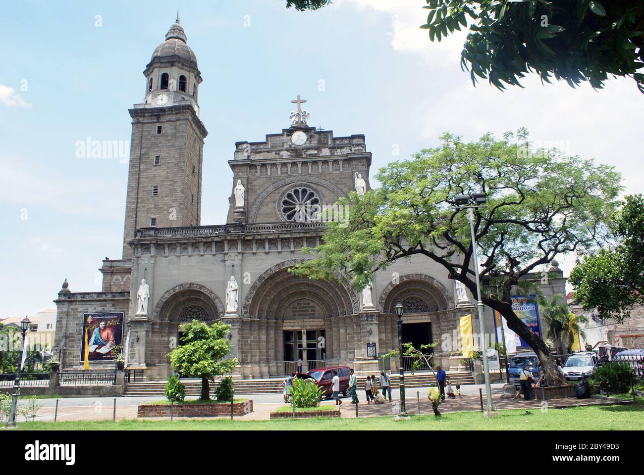 Manila cathedral hi-res stock photography and images - Alamy